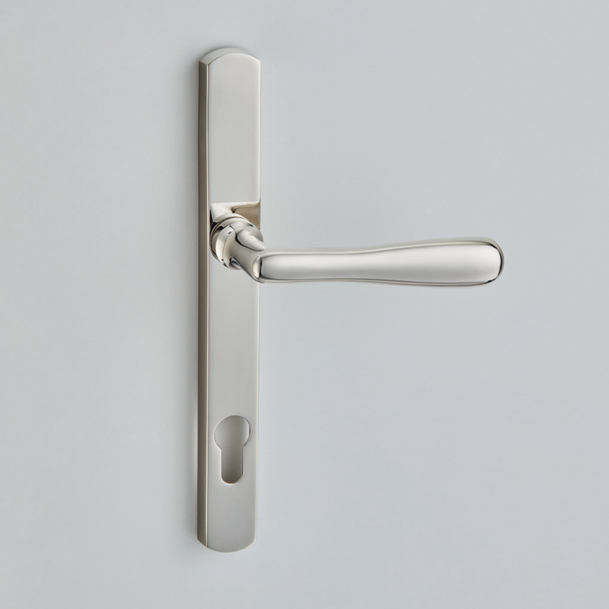Elegant Lever Lock - Multi-Point Locking System | Minimalistic Curved ...